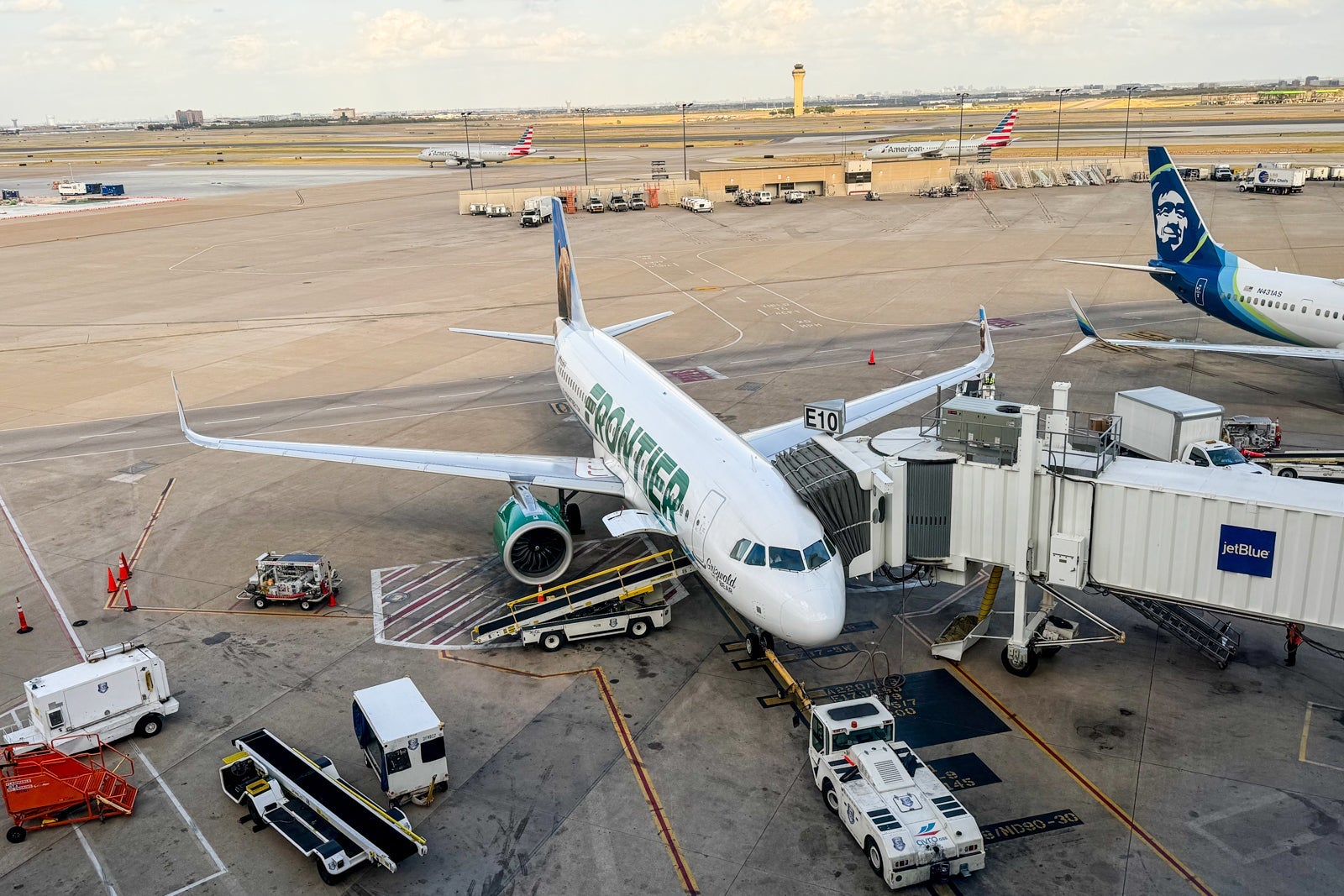 Frontier unveils 15-route expansion, with service from 3 new or ...