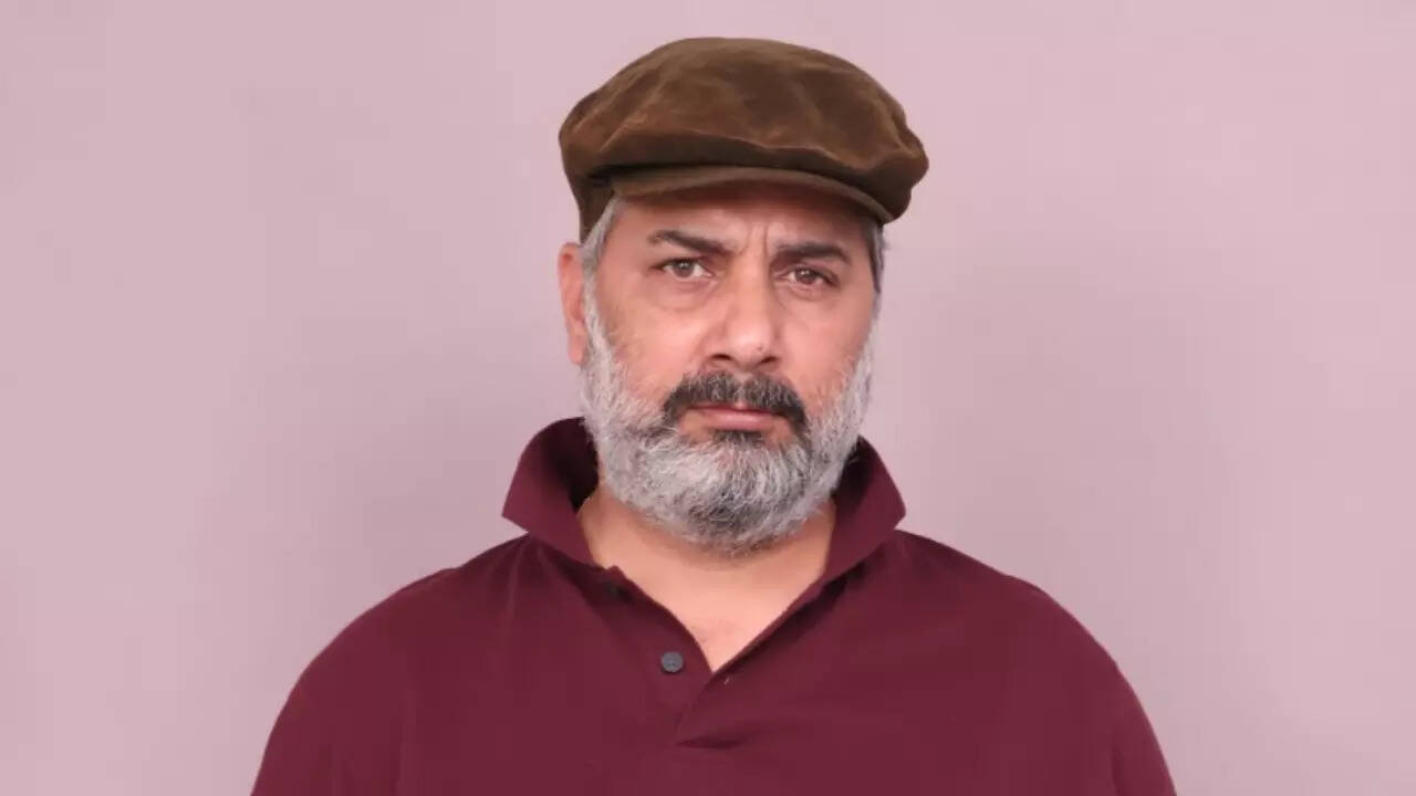 Varun Badola on playing an alcoholic, unreliable father in Itti Si ...