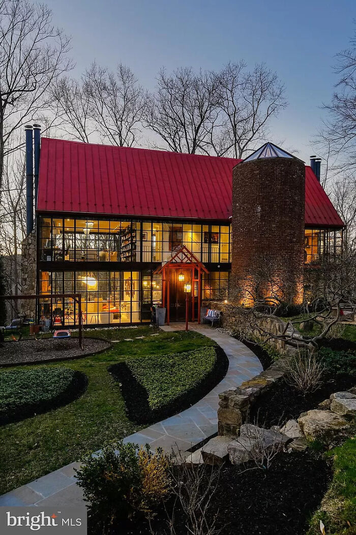 36 Times People Found Such Ridiculous Real Estate Photos, They Just Had ...