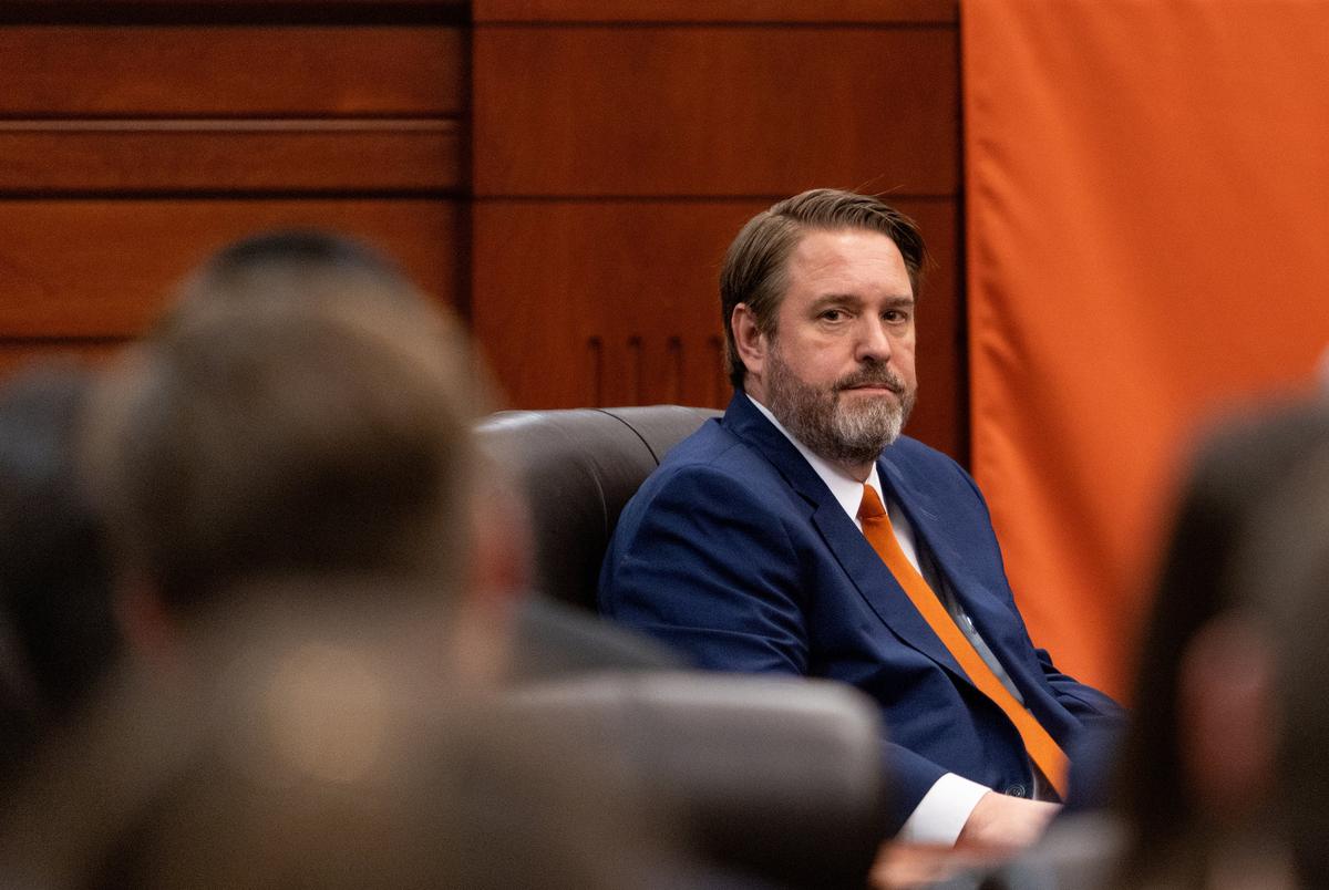 John Zerwas sole finalist for UT System chancellor; Jim Davis lone ...