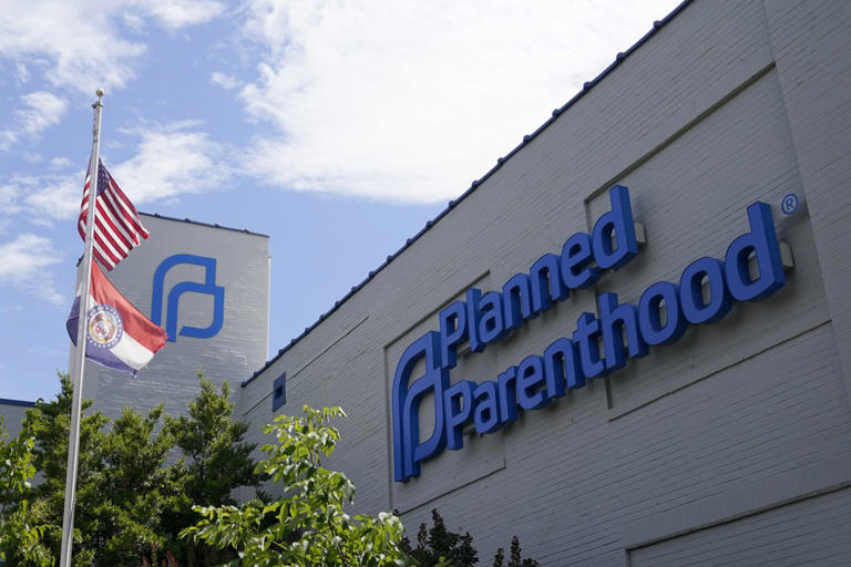 Planned Parenthood Wins Partial Victory in Legal Fight With Trump Administration Over Funding Cuts