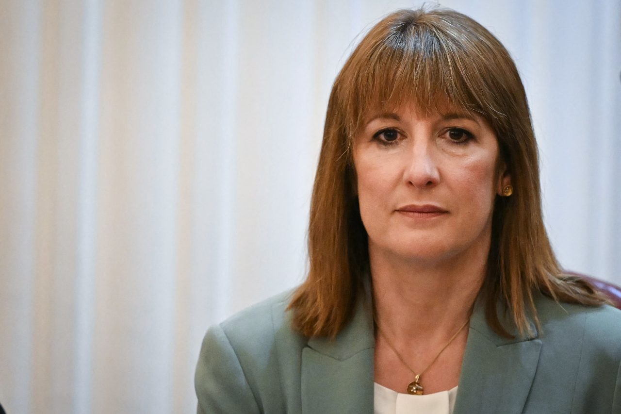 U.K. Government Will Stick to Budget Rules, Treasury Chief Says