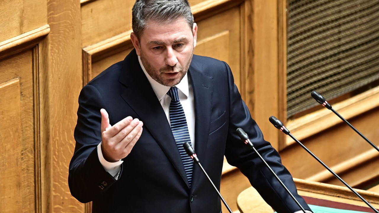 Αποχώρησε το ΠΑΣΟΚ από την προανακριτική για τα Τέμπη- Σφοδρή επίθεση ...