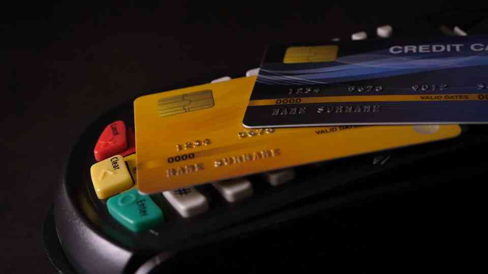 One-Time Benefits: Why Single-Use Credit Cards Are Worth a Look