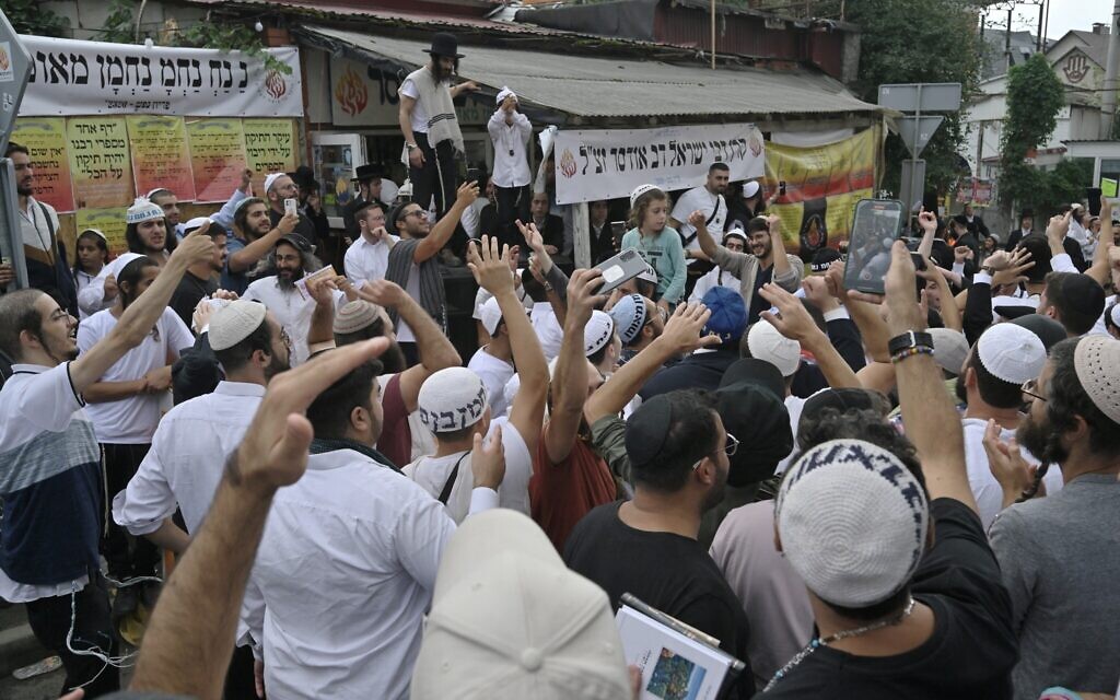 Ukraine to designate Uman grave of Breslov rabbi as national heritage ...