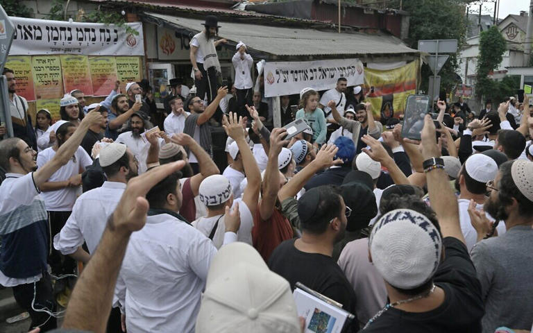 Ukraine to designate Uman grave of Breslov rabbi as national heritage ...