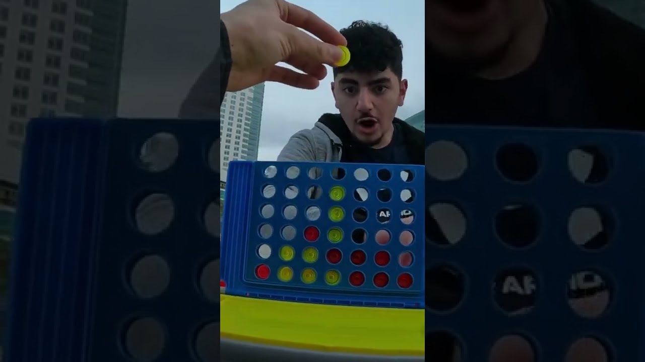 Asking a group of people to play connect four 😊 ️