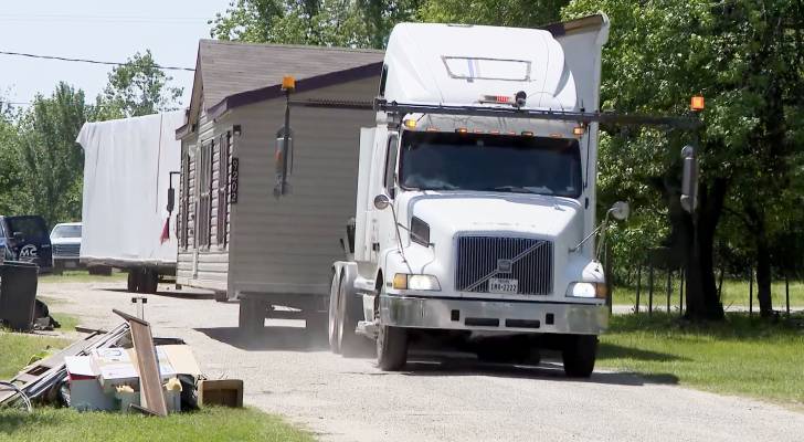 Over 50 Houston families evicted from mobile home park — some were ...