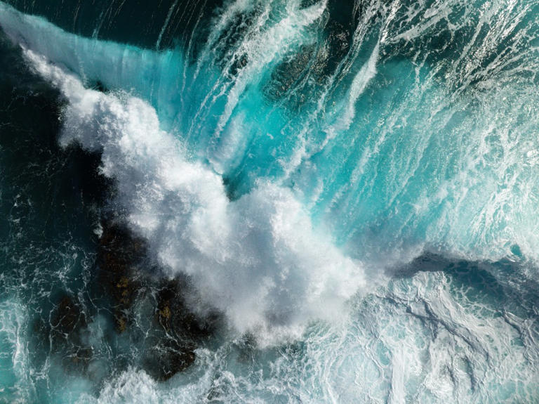The Biggest Rogue Wave on Record Was a Behemoth. How Big Was it?