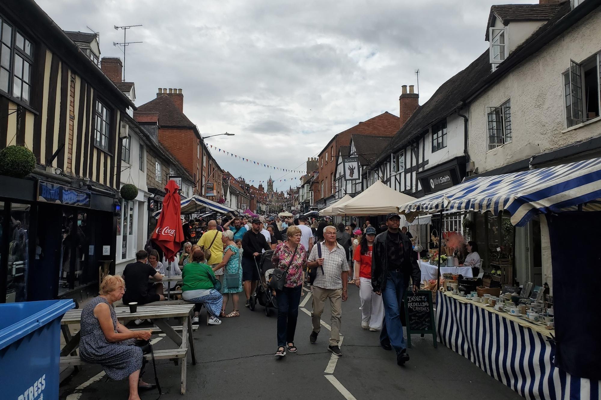 Popular street party set to return to Warwick this weekend