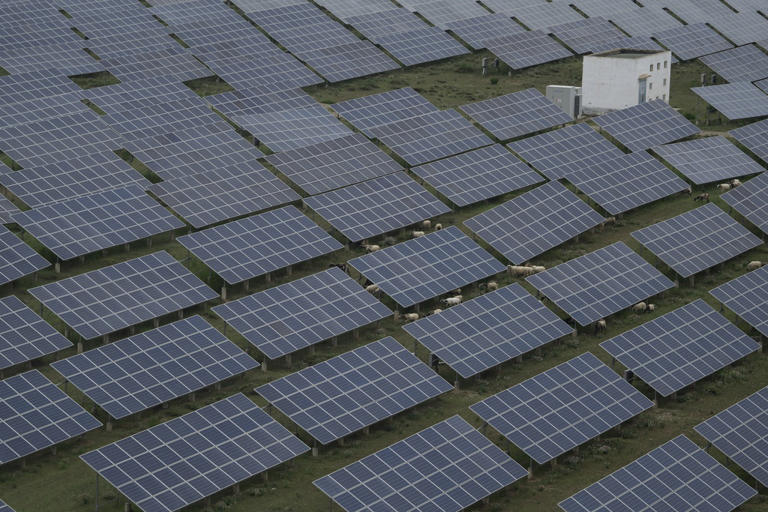 UN says booming solar, wind and other green energy hits global tipping ...