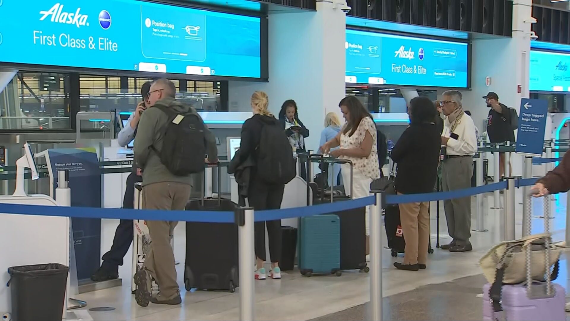 FAA lifts flight reductions order, SEA sees light traffic Monday morning