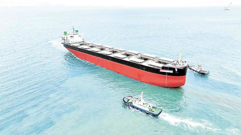 Tsuneishi Cebu builds world’s first methanol-powered bulk carrier