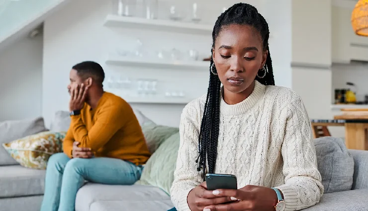 10 Biggest Early Warning Signs of a Bad Boyfriend