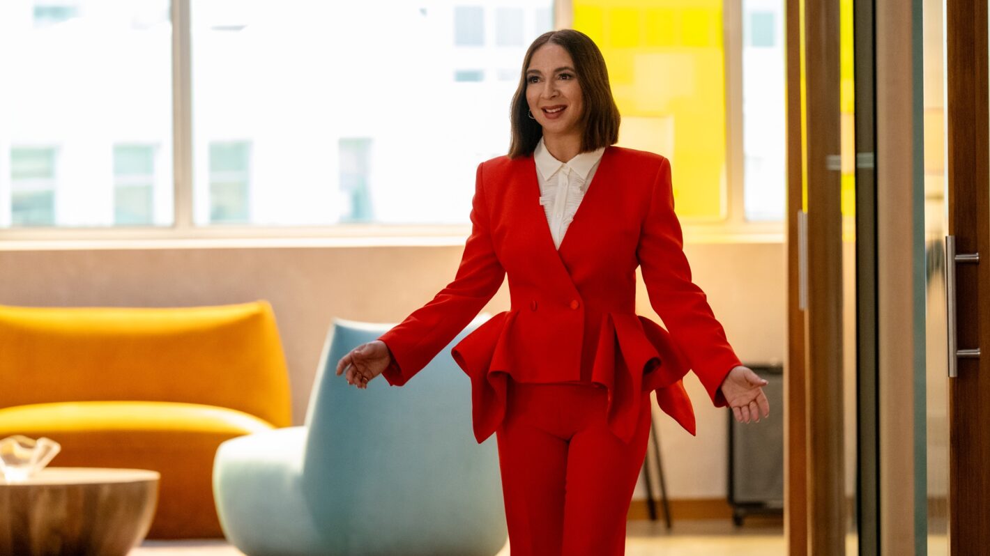 ‘Loot’: Apple Unveils Season 3 Premiere Date & First Look