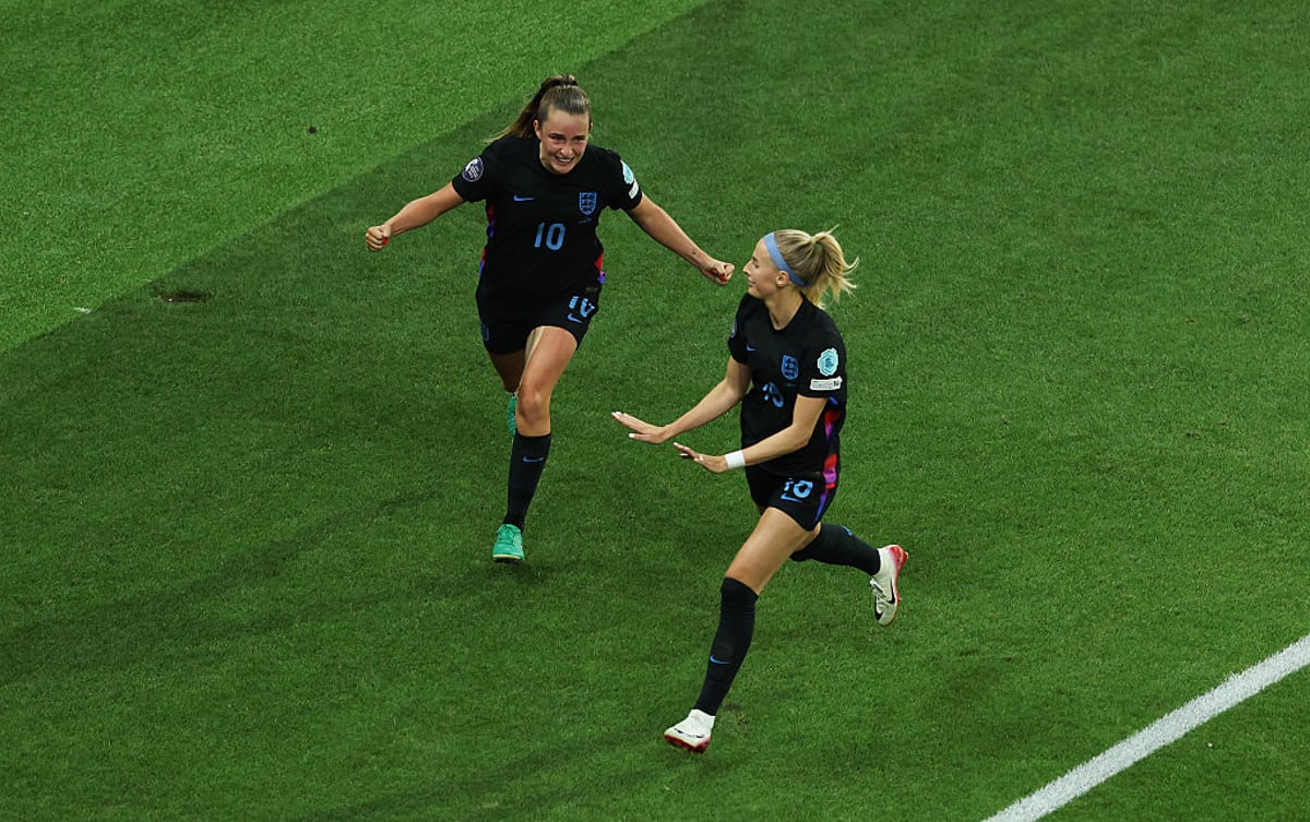 England vs Italy LIVE: Euro 2025 match stream, latest score and goal ...