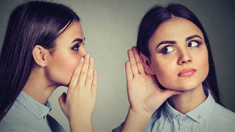 Qué significa hablar solo y en voz alta, según la psicología