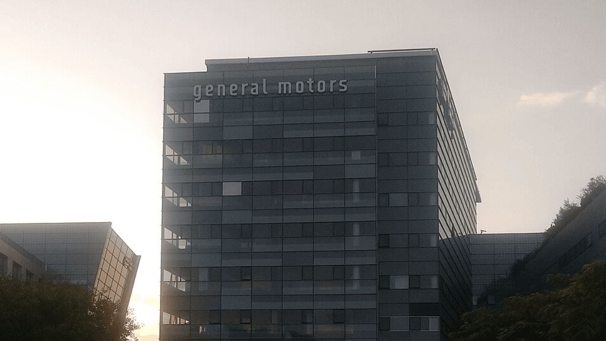 GM takes $1.1 billion hit from tariffs in latest quarterly report