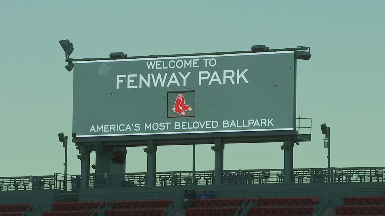 Fenway concession workers rally for better contracts, negotiations ...