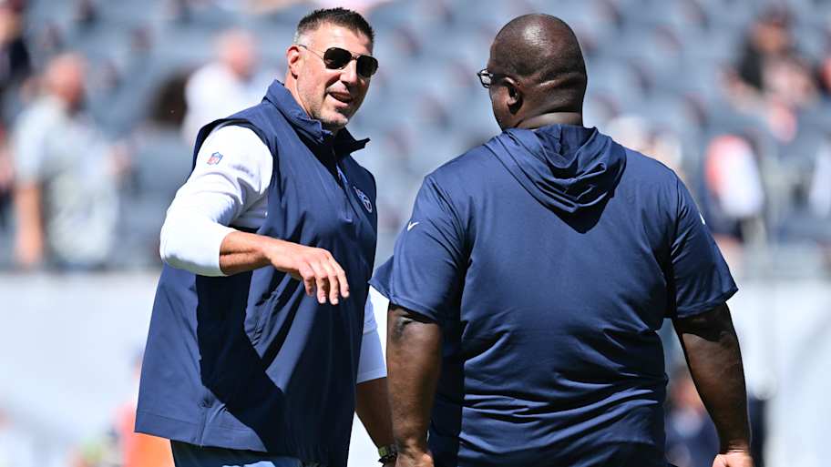 Patriots Finally Get Big Coaching Reinforcement to Start Camp