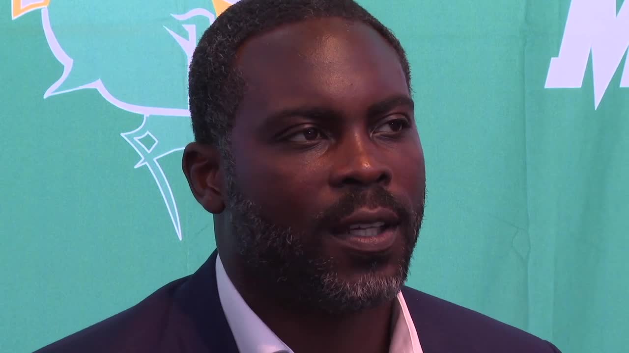 Former NFL stars Mike Vick and DeSean Jackson bring spotlight to MEAC