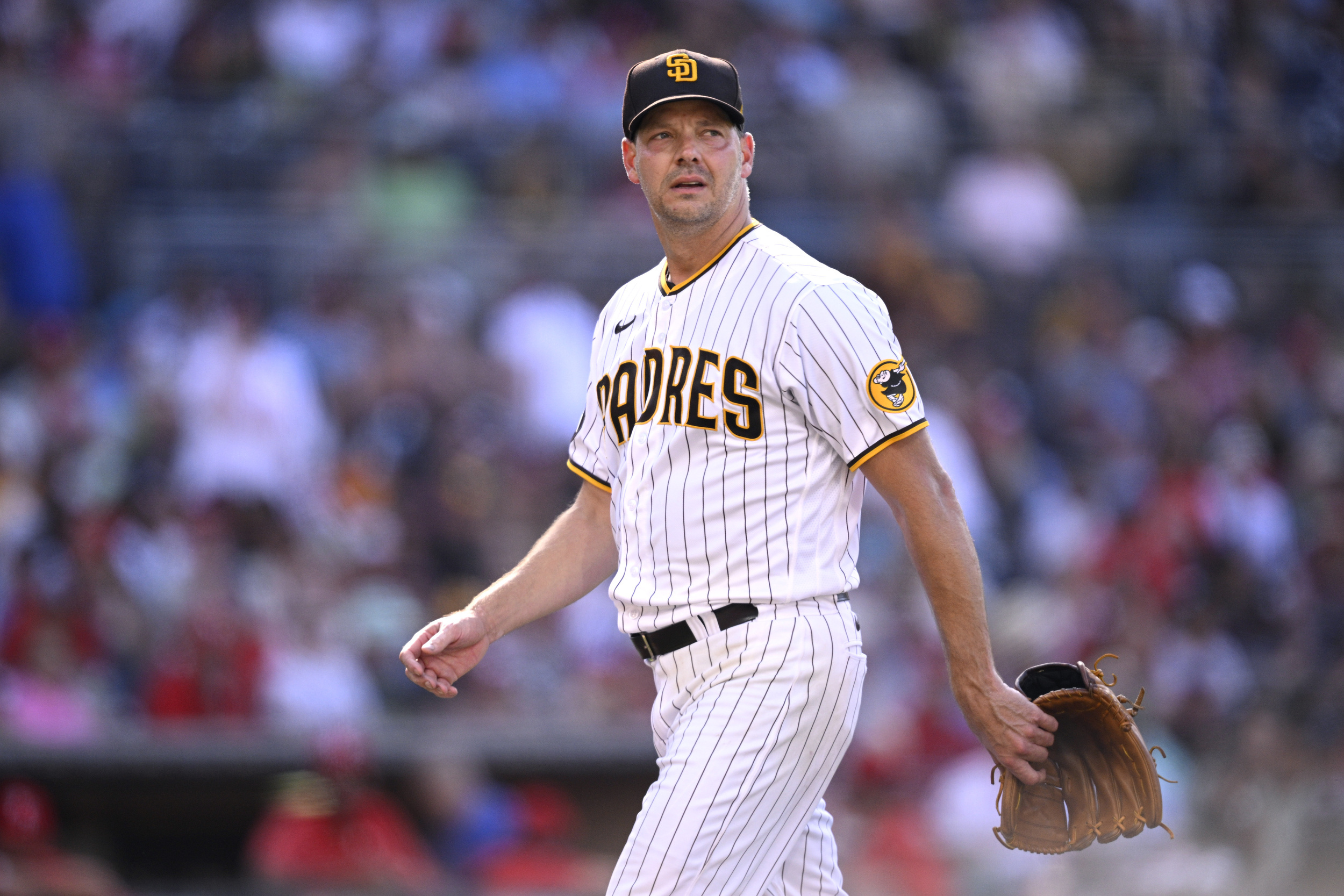 Rich Hill continues carving his place in MLB history