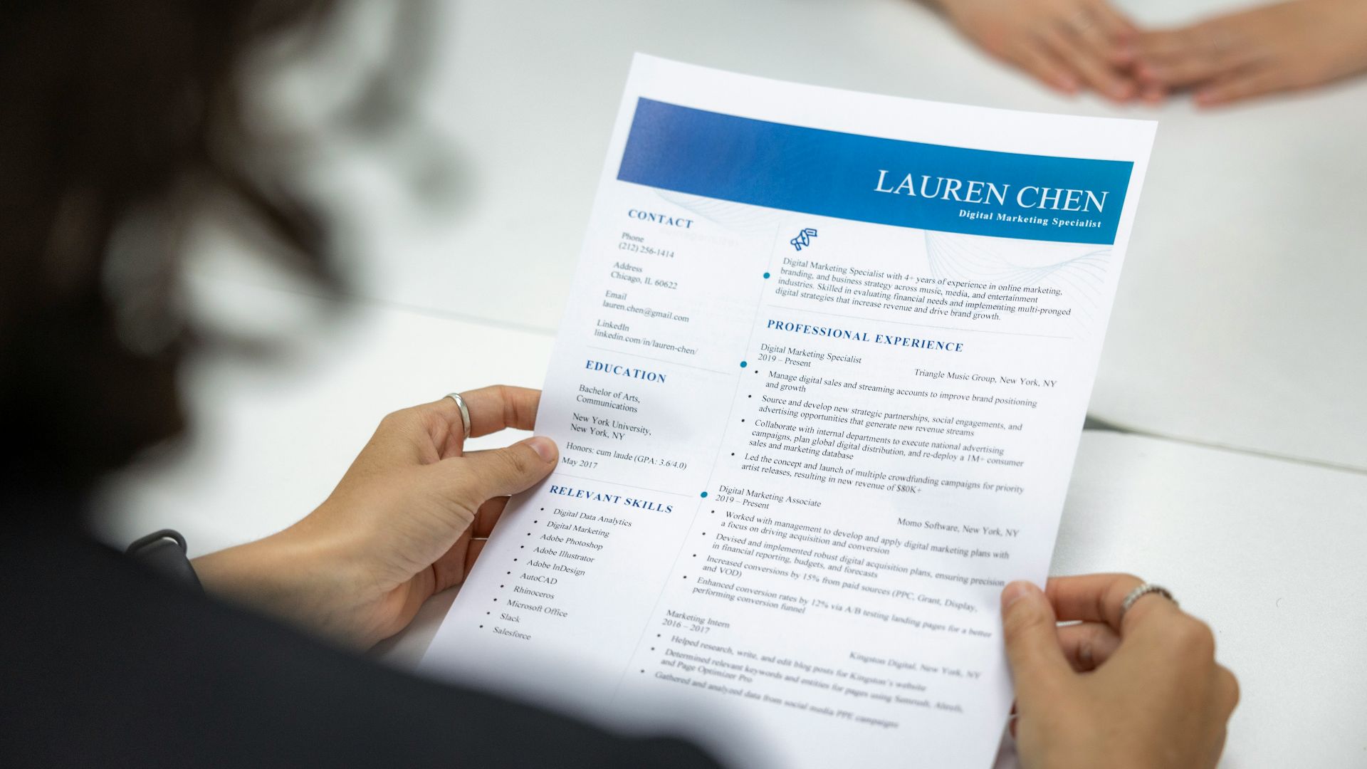 10 Things You Should Never Include On A Resume & 10 To Always Add
