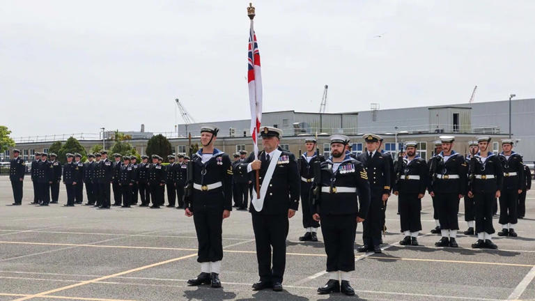 UKRN decommissions last Trafalgar-class submarine