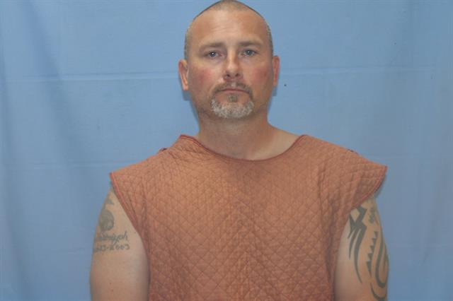 Van Buren police officer accused of internet stalking of a child