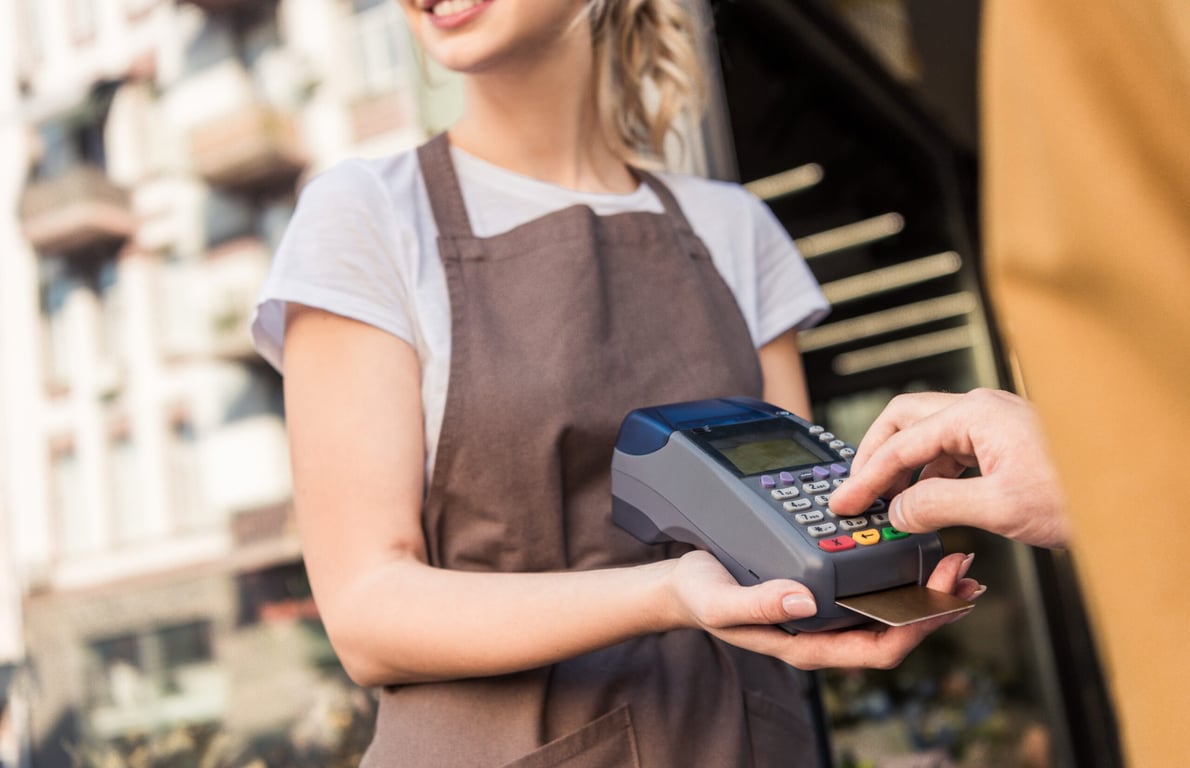 5 times when debit cards are better than credit cards