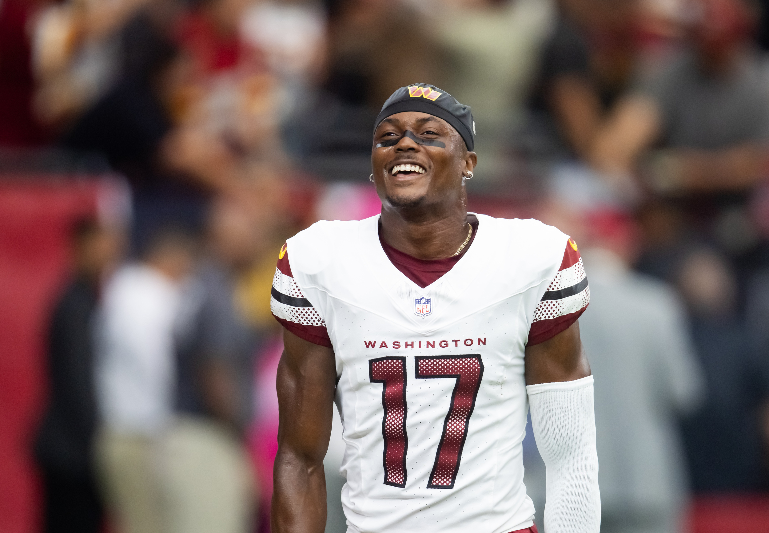 Commanders GM's comments highlight need for urgency in Terry McLaurin ...