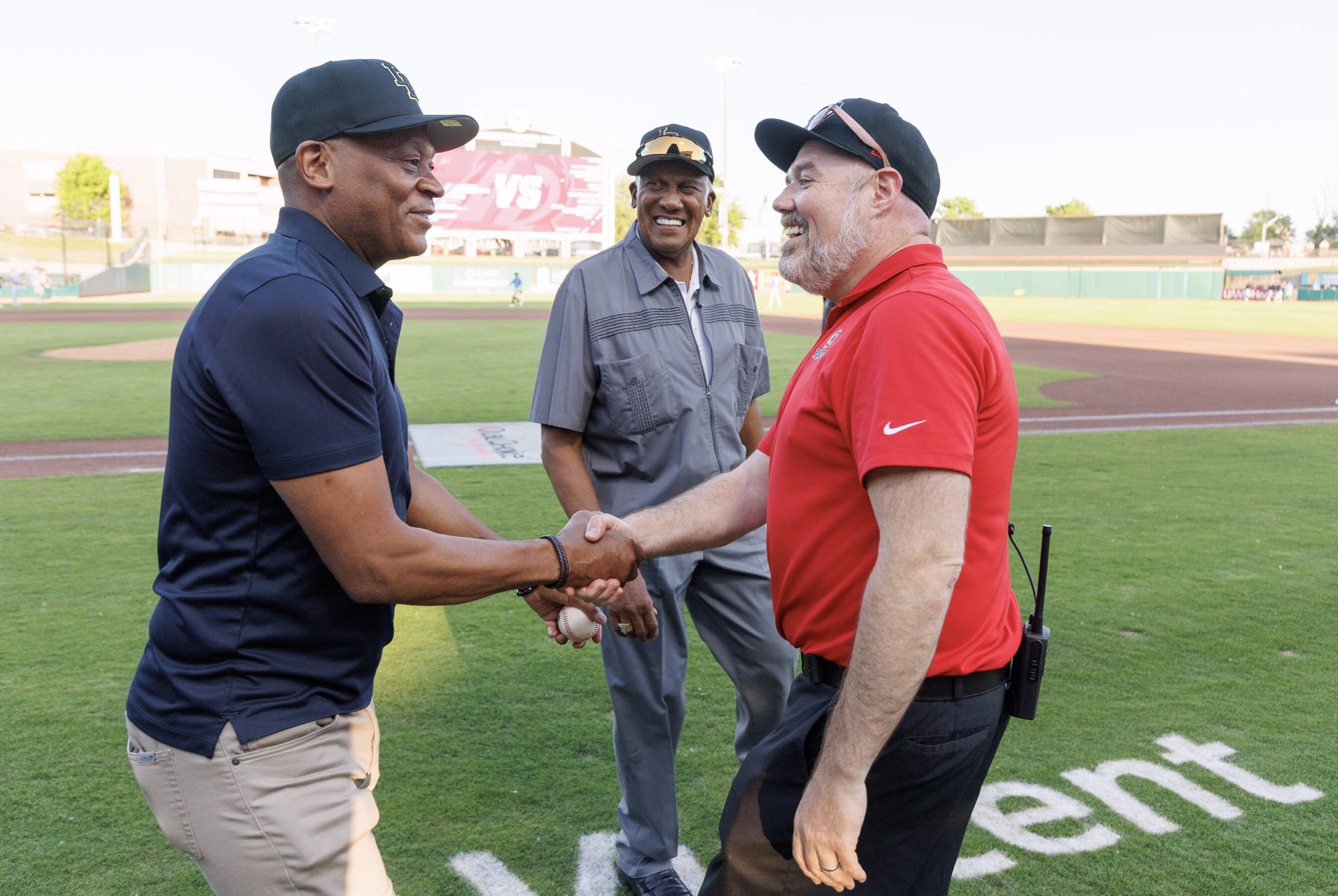 Playing in Arkansas scarred Dick Allen. Decades later, his son returned ...