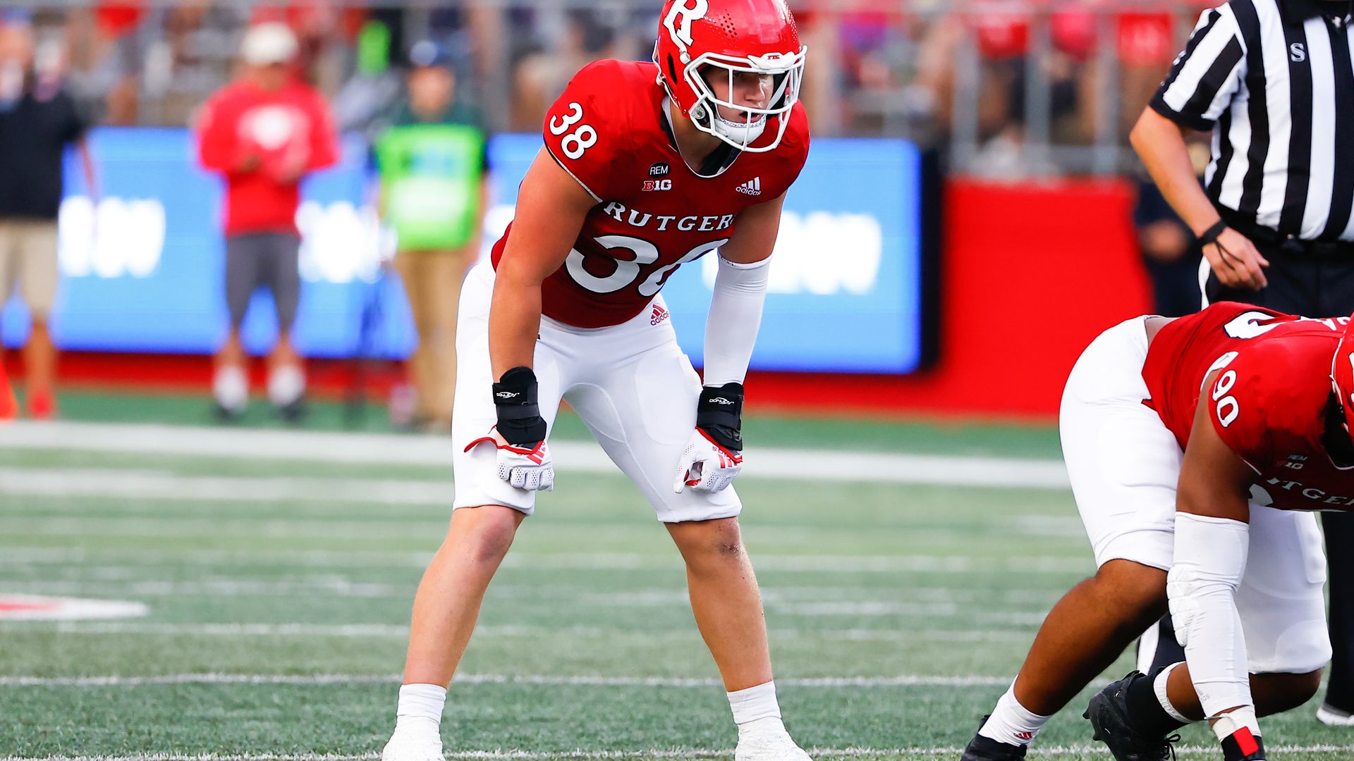 Former Rutgers Linebacker Austin Dean Returns to Scarlet Knights