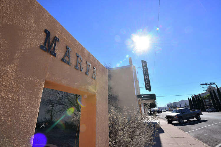 New AI-designed homes stir controversy in West Texas