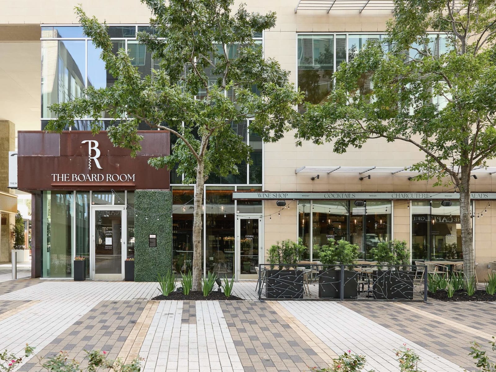 CityCentre uncorks a chic new wine bar serving steak and charcuterie