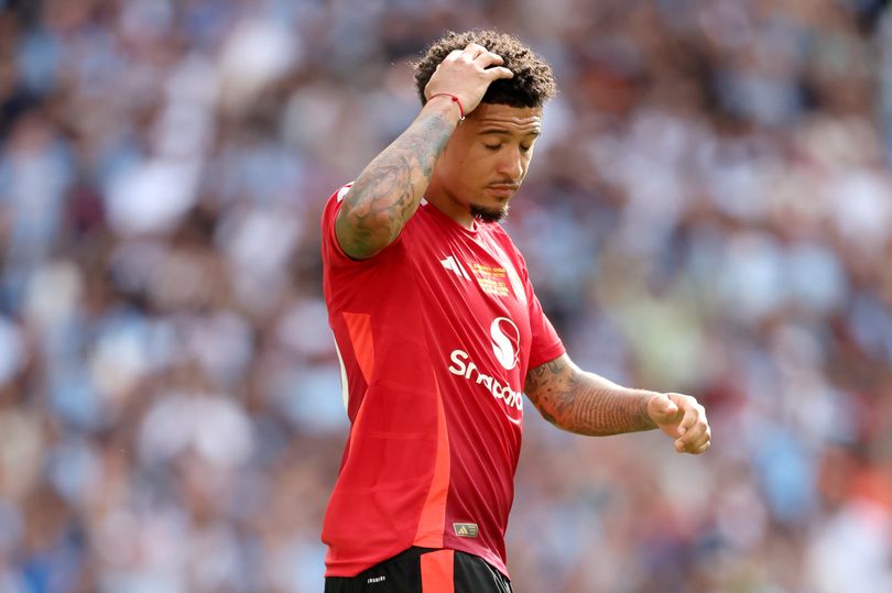 Man United receive Jadon Sancho transfer bid as shock Premier League lifeline emerges