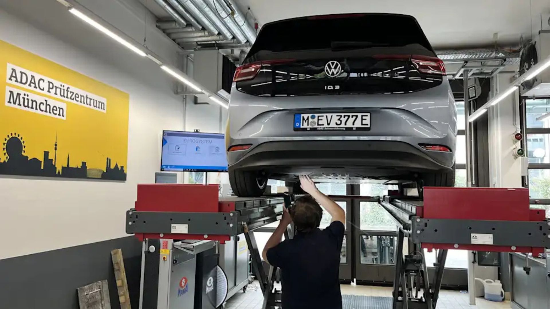 Photos: VW ID.3 holds 91% battery after 99K miles in brutal ADAC ...