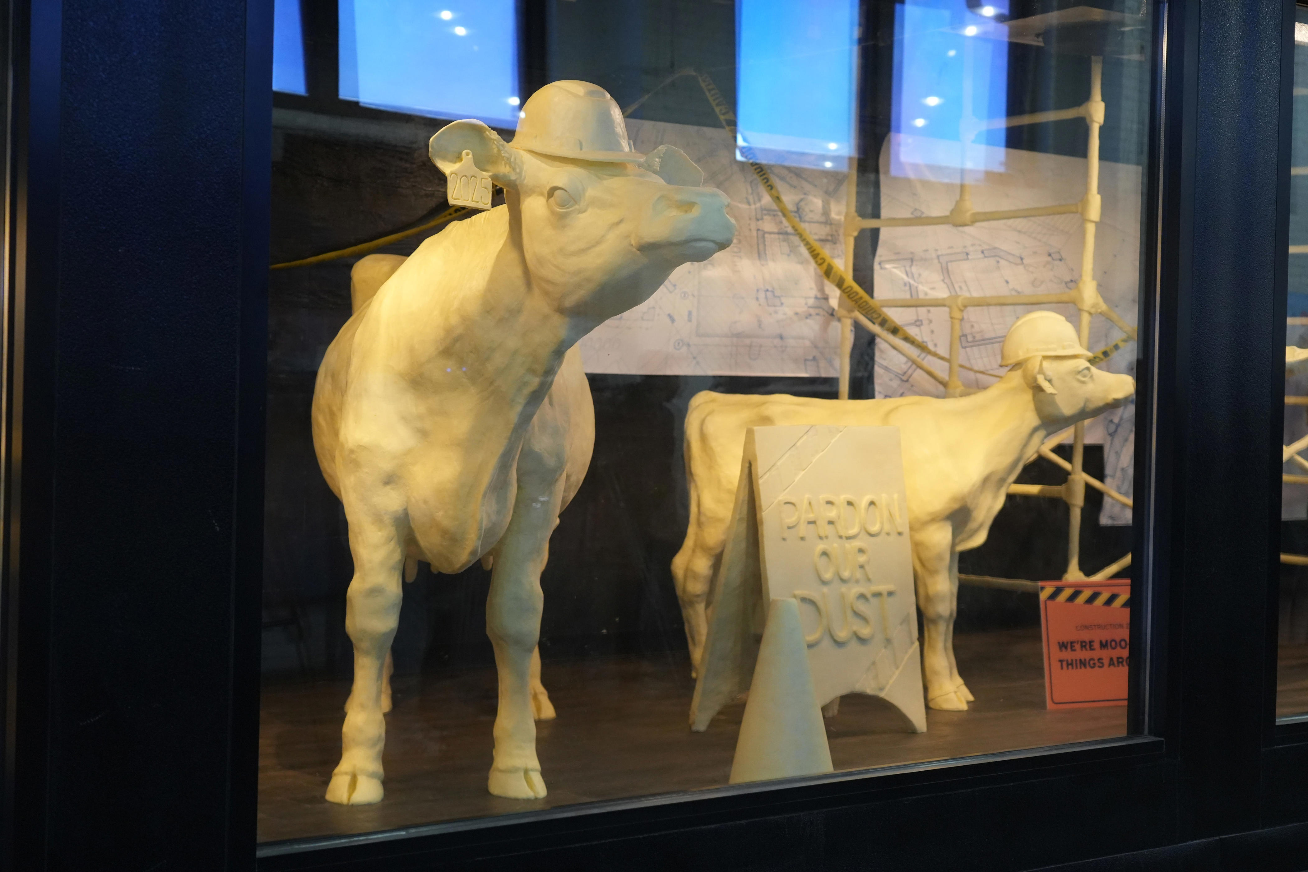 Ohio State Fair butter cow unveiled: Here's what to know about this ...