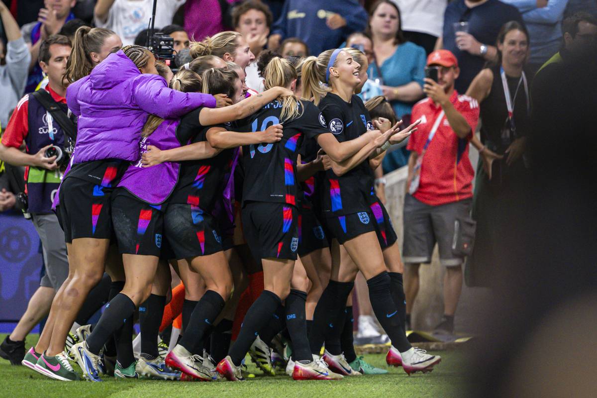 A surpreendente Itália esteve na final do Euro até aos 90'+6, mas é a ...