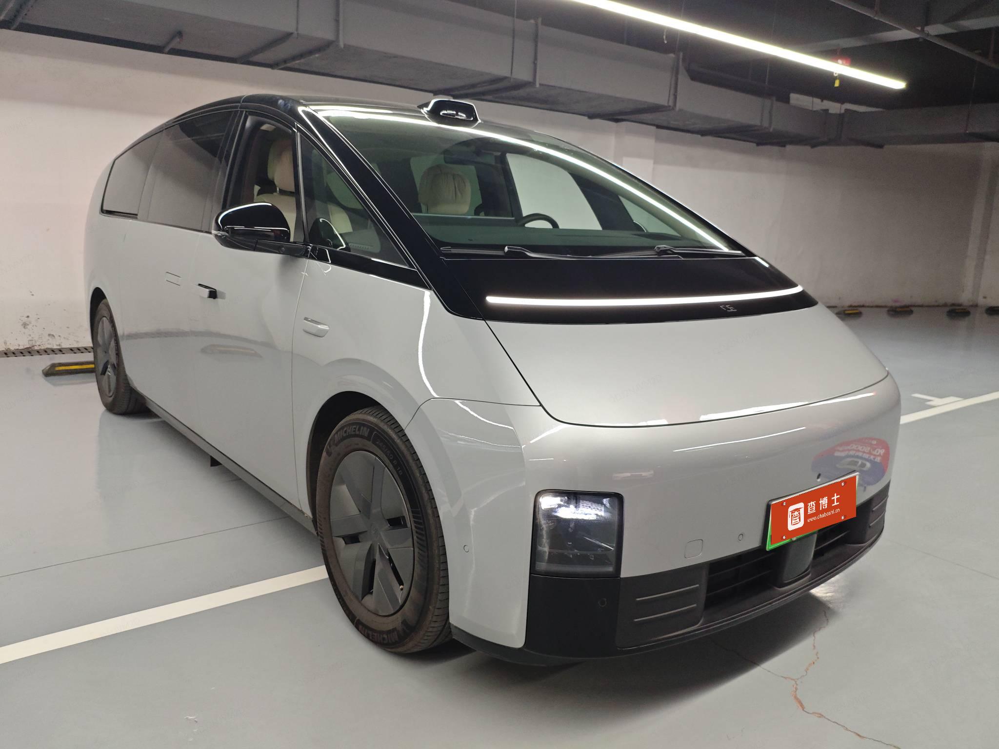 理想汽车 理想MEGA 2024款 Ultra实拍图