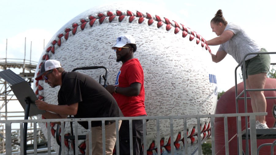 Fans get the chance to sign soon to be world’s most autographed piece ...