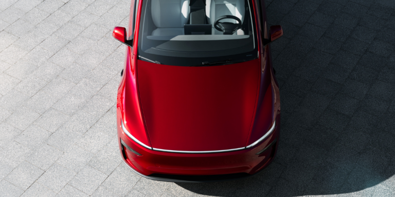 Framtidens Teslatak kan bli en egen satellitstation