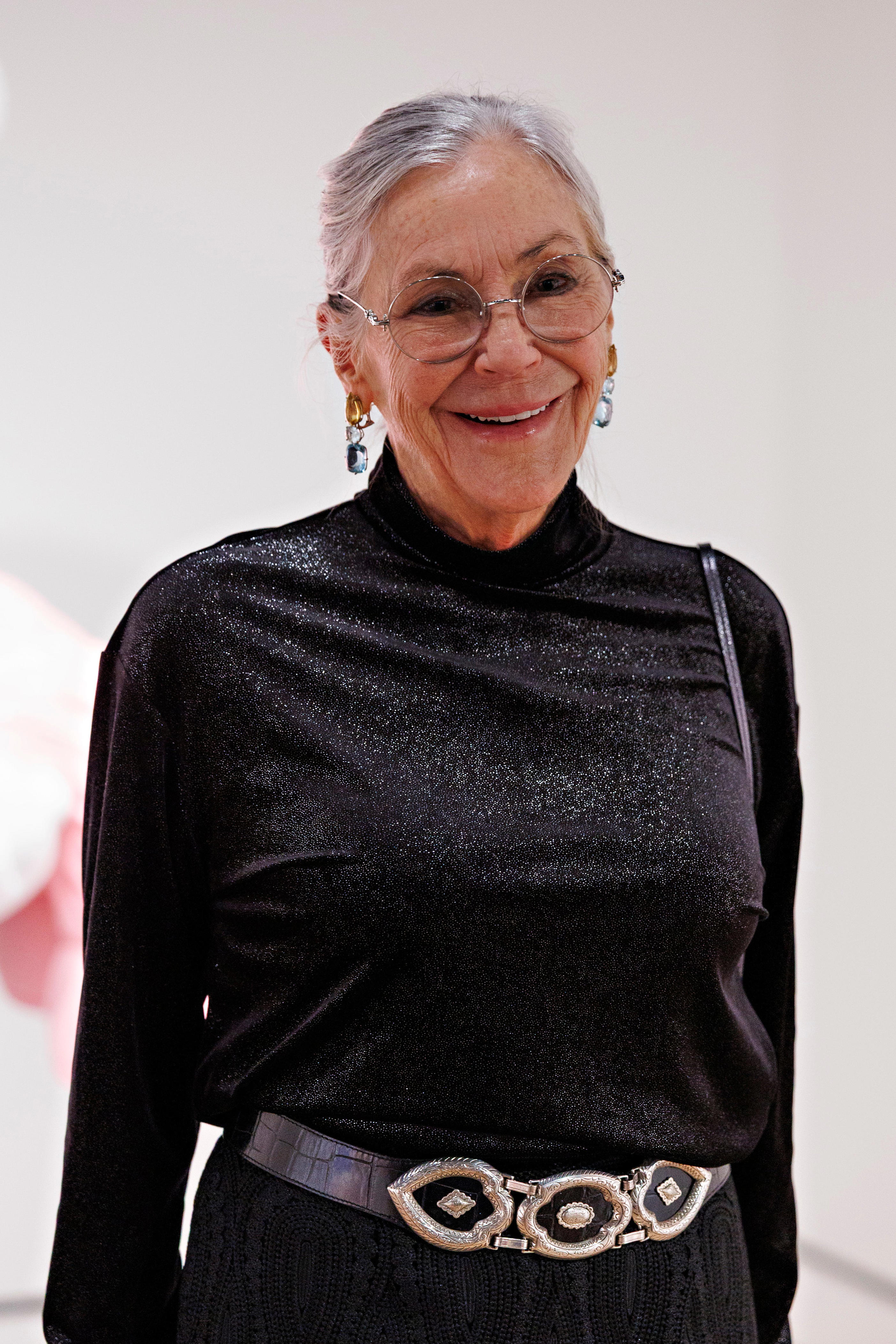 Walmart heiress Alice Walton's medical school sees first students: reports