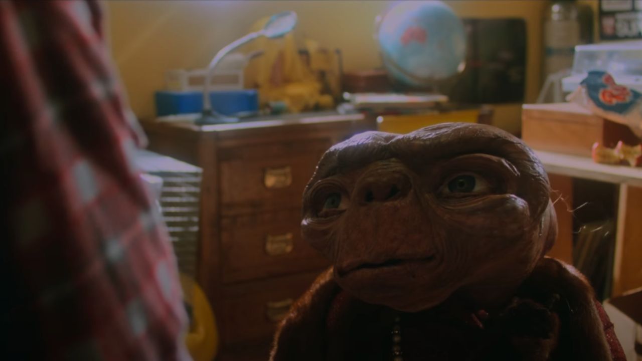 “Fans of ‘ET the Extra-Terrestrial’ discover who played the iconic ...