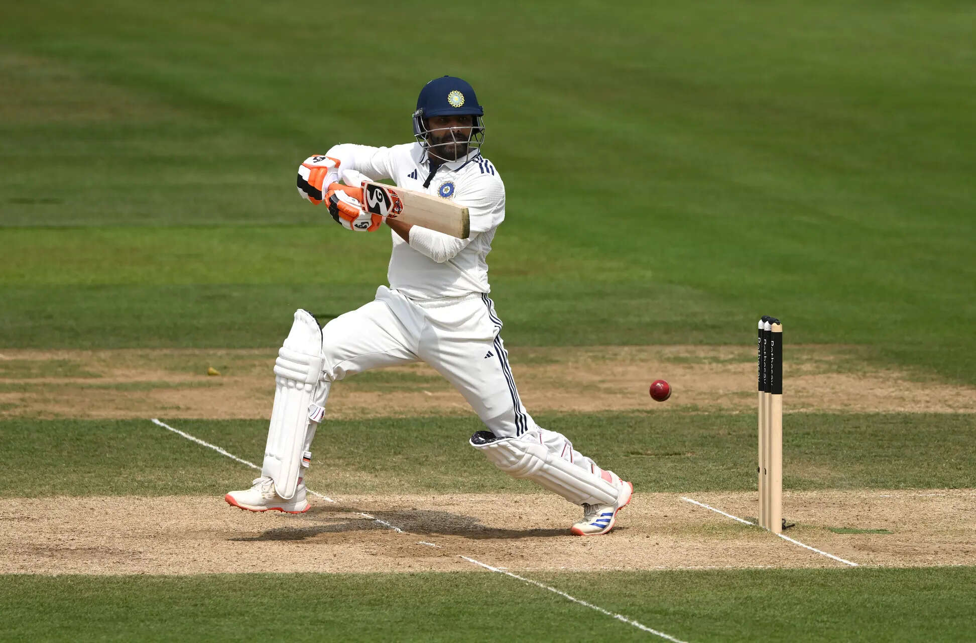 IND vs ENG 4th Test: Ravi Shastri says Ravindra Jadeja lacks self ...