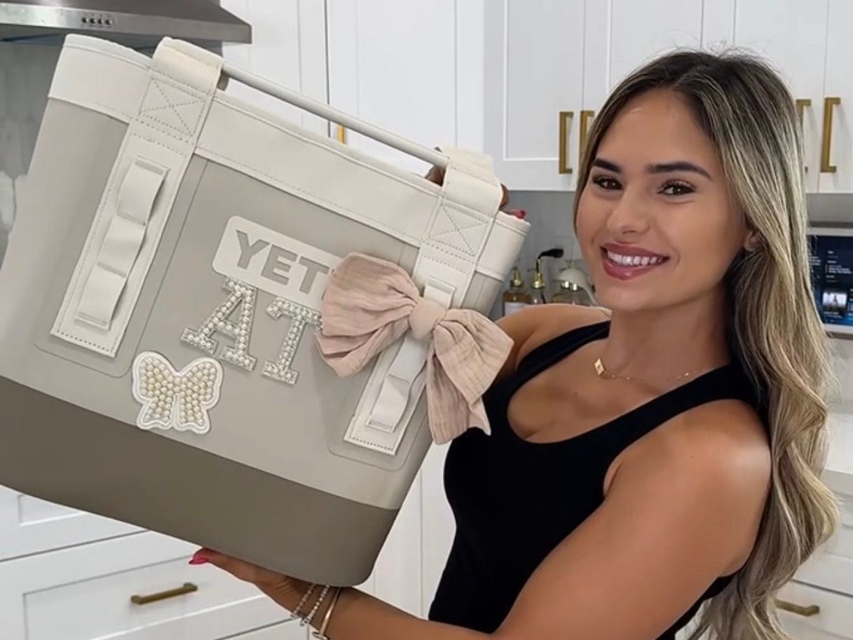This Yeti bag is the hottest mom tote of the summer — and Wall Street ...