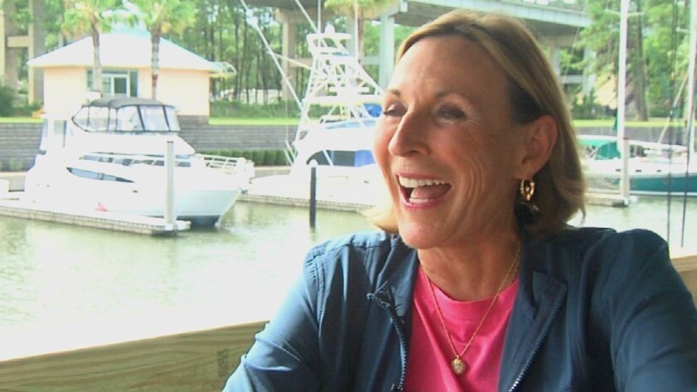 Lucy Buffett's "LuLu's" has a hint of Jimmy, but the flavor is all her own