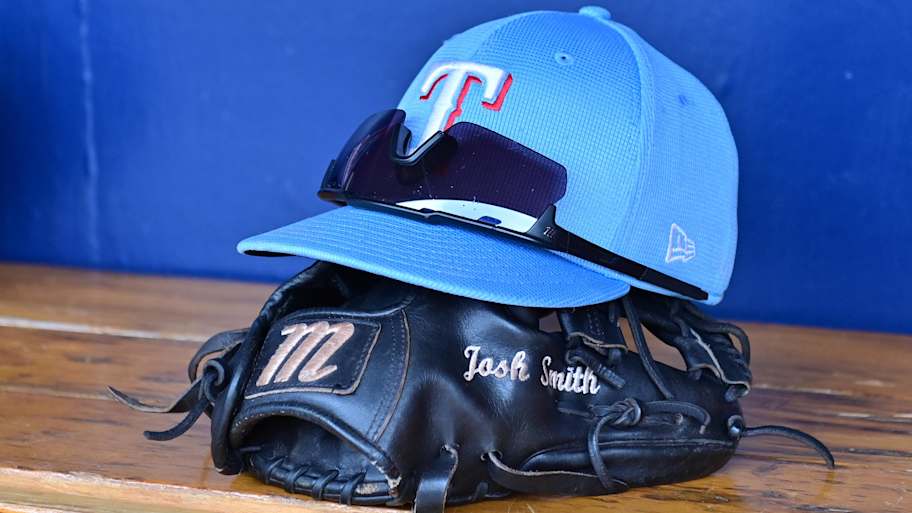 Watch: Rangers First-Round Pick Gavin Fien Takes Batting Practice