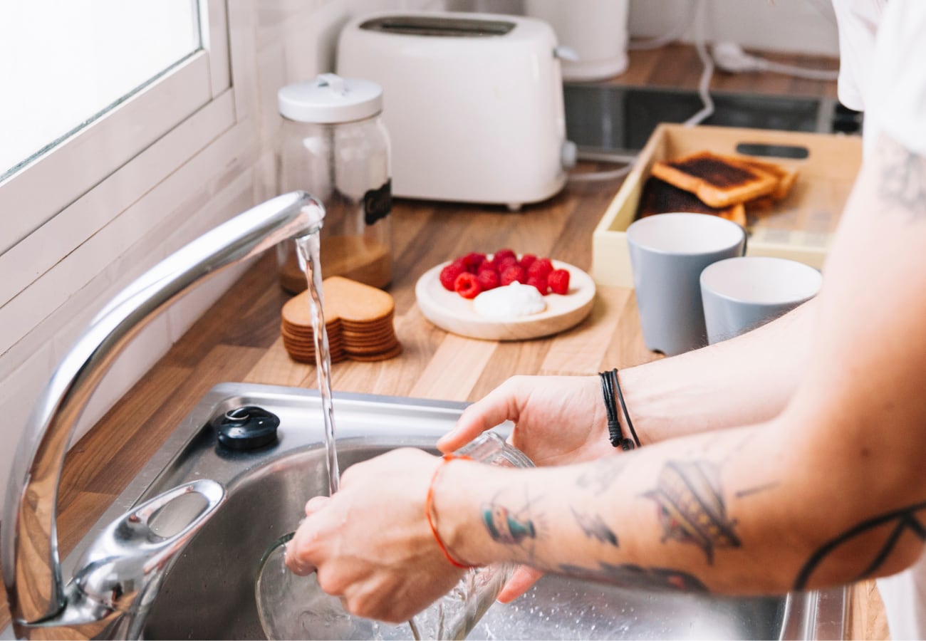 Ni platos ni ollas: el elemento de la cocina que atrae desgracias si ...