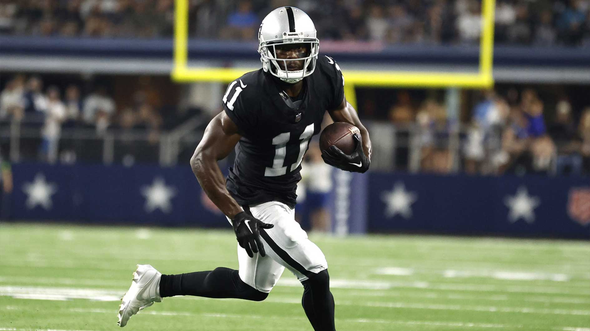 Raiders sign another veteran after Jamal Adams addition